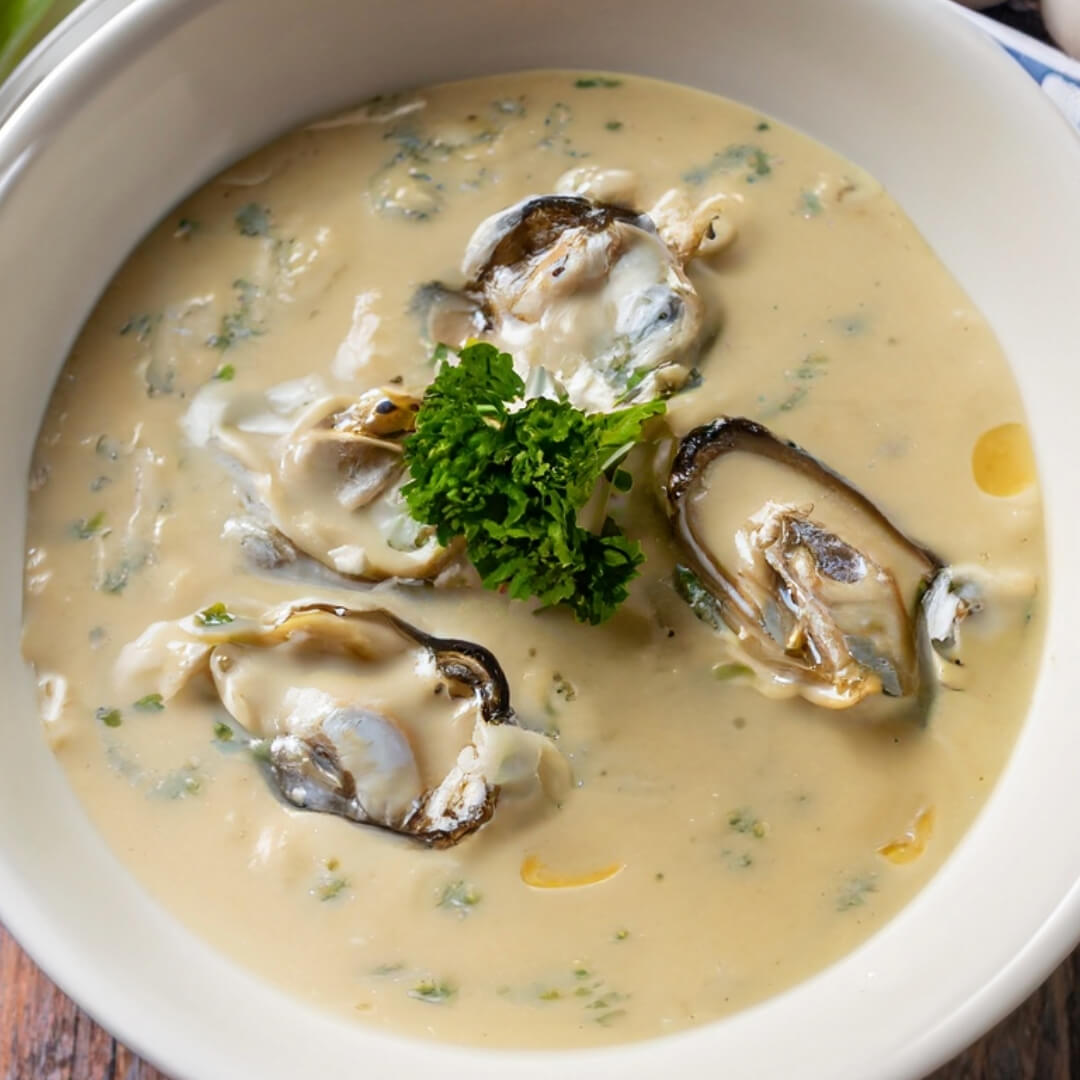 Easy Oyster Stew Recipes - A Comforting Luxurious Treat - Soup Chick