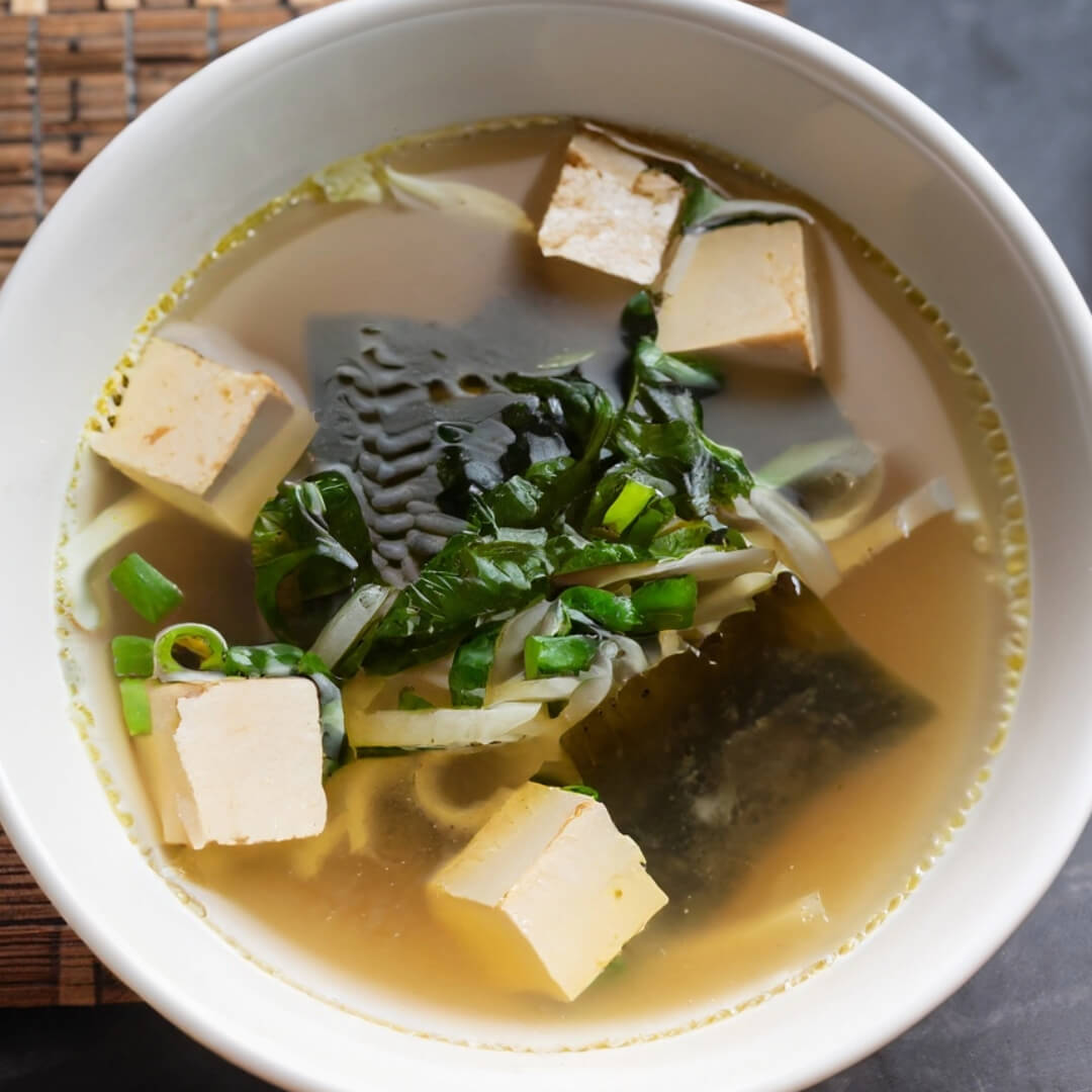 10-Minutes Vegan Miso Soup (Rich And Umami Flavor) - Soup Chick