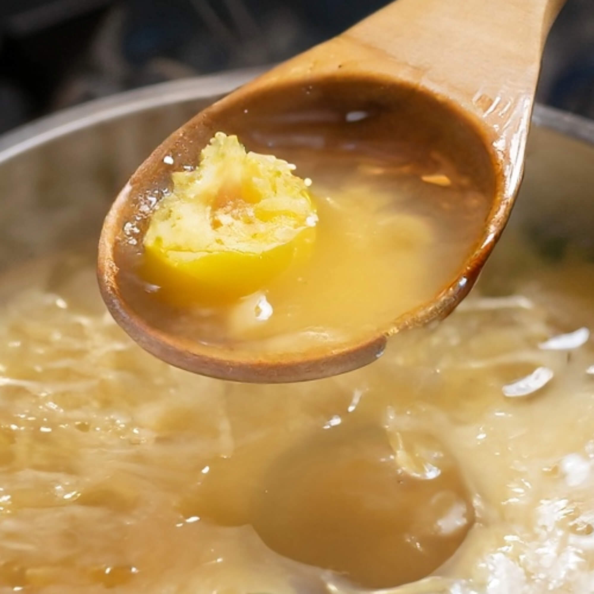 10-Minutes Chinese Egg Drop Soup – A Heartwarming Meal – Soup Chick