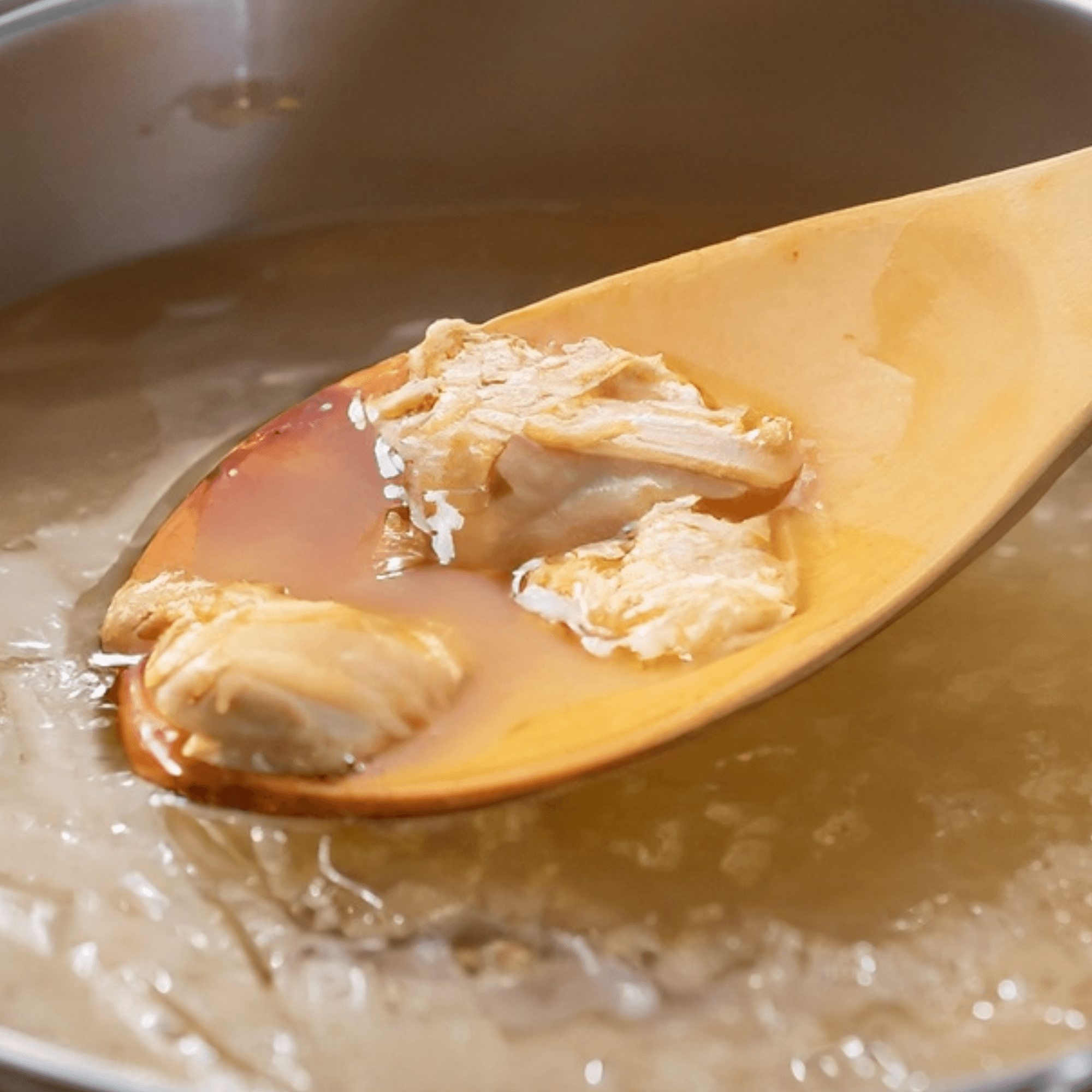 Simple & Quick Instant Pot Chicken Broth Recipe To Beat The Cold – Soup ...