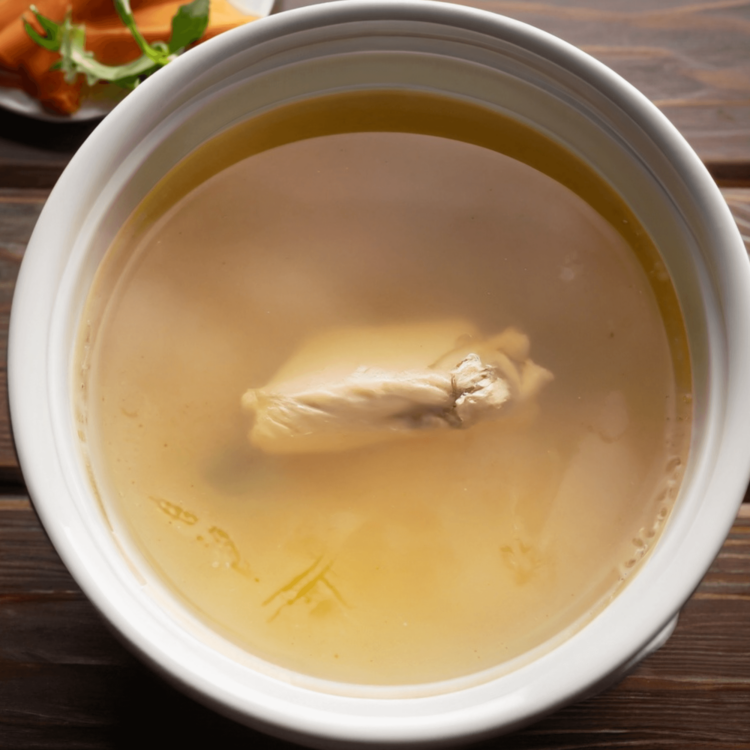 Simple & Quick Instant Pot Chicken Broth Recipe To Beat The Cold – Soup ...
