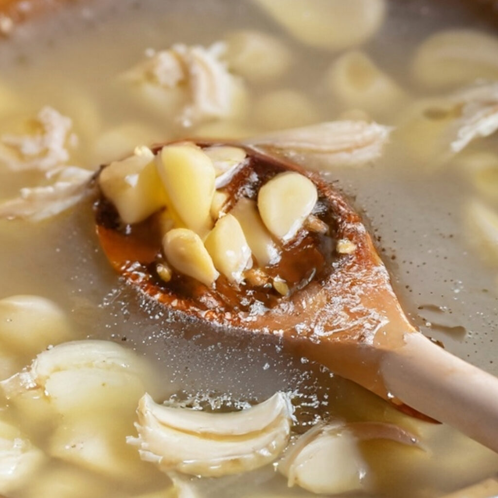 45-Minutes Roasted Garlic Soup - An Aromatic Delight