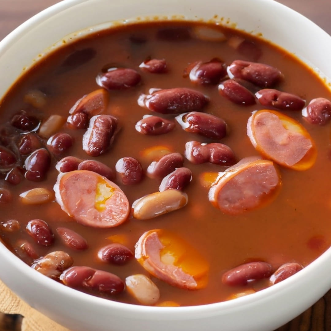 Satisfying Red Bean And Sausage Soup Recipe