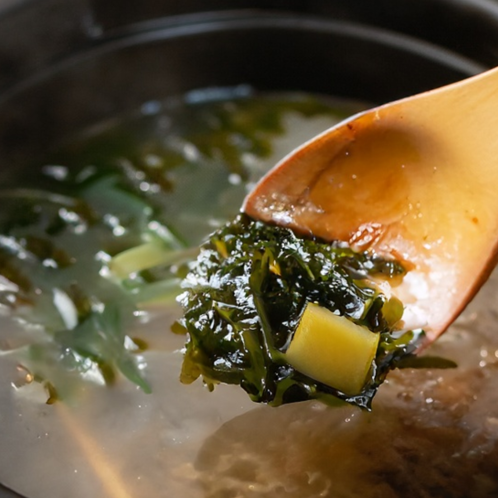 Traditional Korean Style Seaweed Soup Recipe To Warm Your Soul – Soup Chick