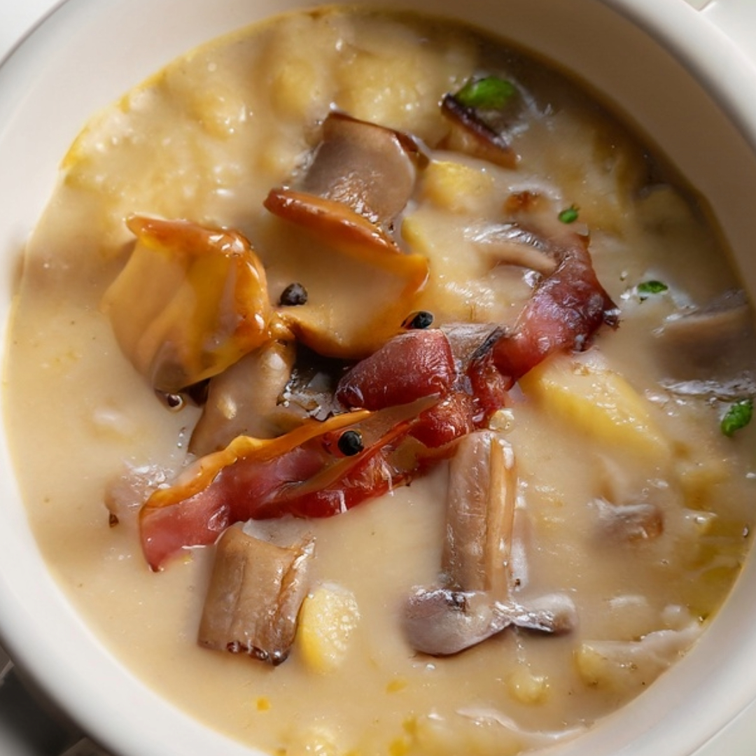 Delicious Mushroom And Bacon Chowder – Satisfying Appetite – Soup Chick